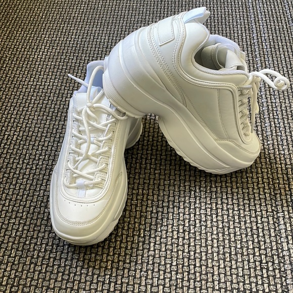 SHEIN | Shoes | Shein White Platform Sneakers In Womens Size 6 | Poshmark